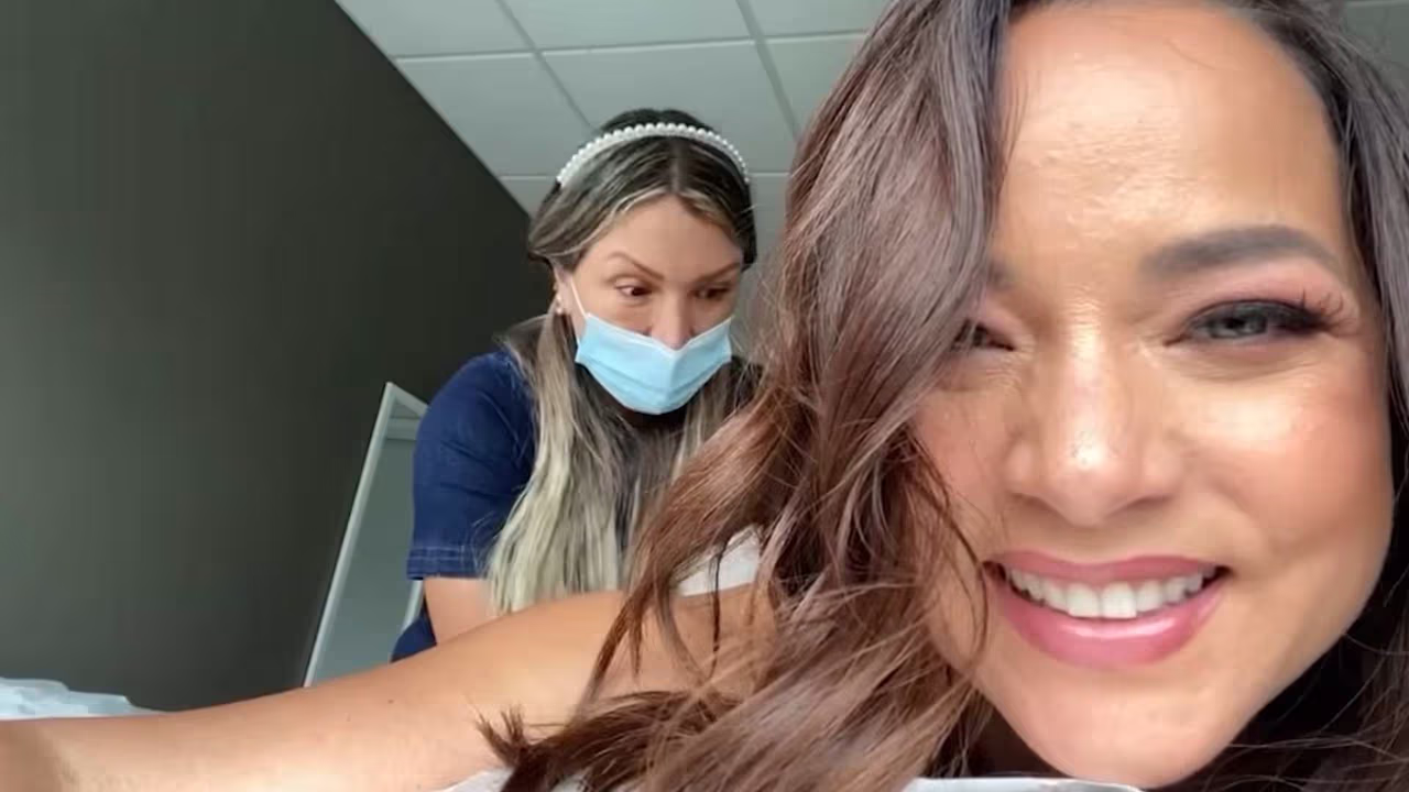 Adamari López muestra tratamiento con masajes para atacar 'piel colgada ...