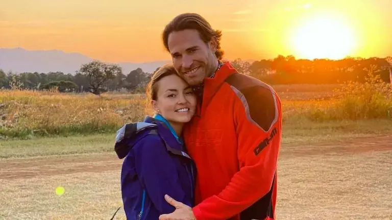 Angelique Boyer llena de piropos a Sebastián Rulli para desearle suerte ... Angelique Boyer llena de piropos a Sebastián Rulli para desearle suerte ...