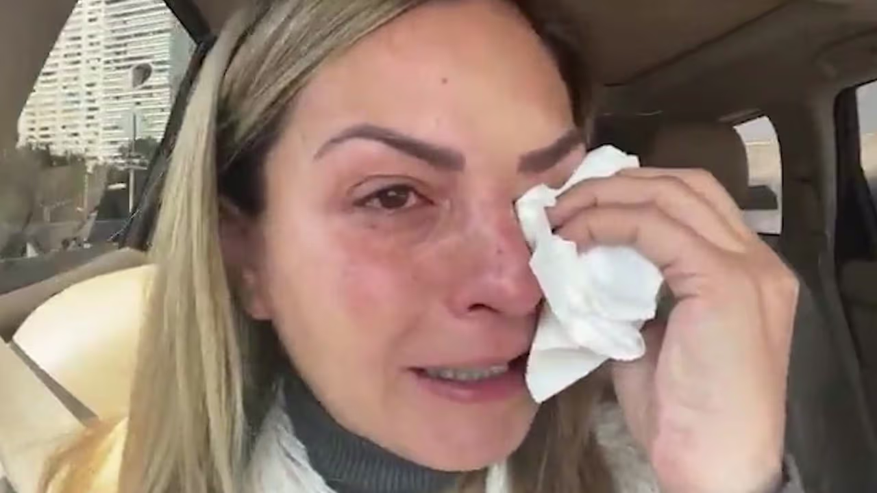 Llorando y desesperada, Mariana Ochoa revela detalles sobre conflicto ...