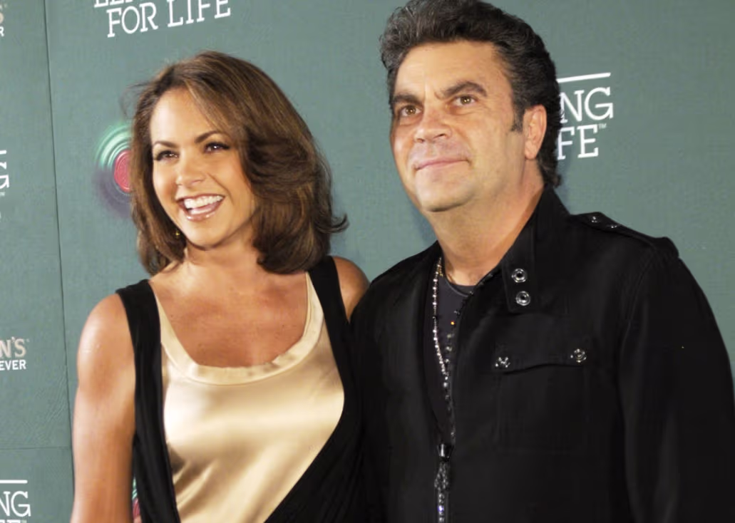 Lucero comparte una divertida fotografía en Instagram con Manuel ...