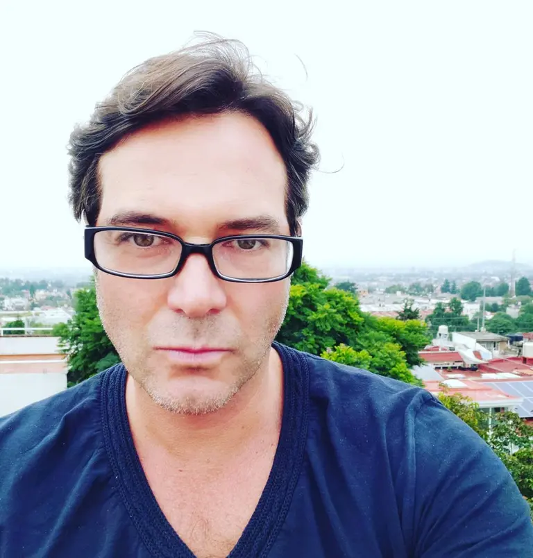 Muere Rodrigo Mejía, actor de Cuidado con el Ángel, a los 45 años ...