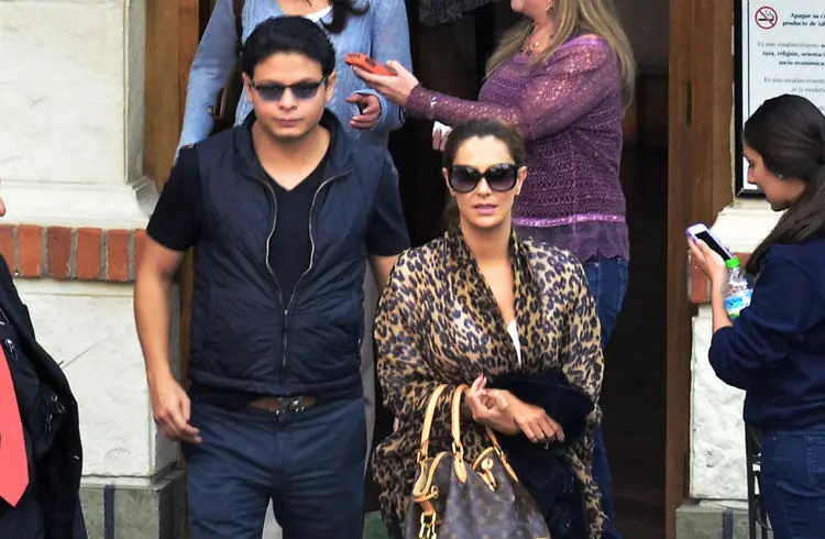 Ninel Conde y Giovanni Medina llegan a un acuerdo por la custodia de su hijo | Shows Canal U ...