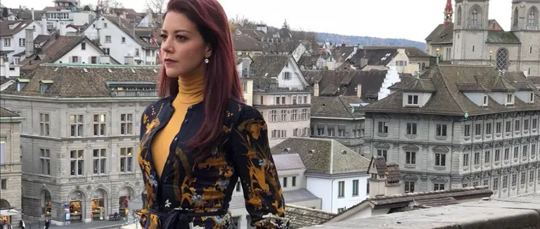 Fernanda Castillo es una mujer ‘U’ | Shows Montse y Joe | Unicable