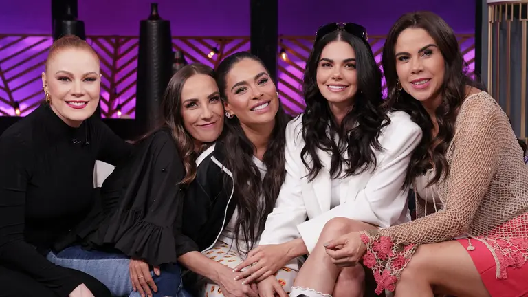 Netas Divinas: capítulo completo - Livia Brito | Shows Netas Divinas ...